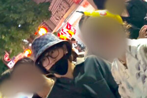 （画像・写真1/5）「ヒカキン越えYouTuber」ヴァンビに初熱愛！ 麻布十番祭りで“綾瀬はるか似美女”と手つなぎデート【写真多数】 | Smart FLASH/スマフラ[光文社週刊誌]